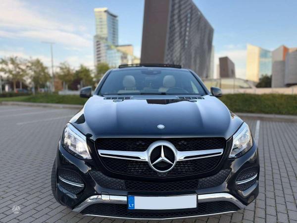 Мерседес ГЛE 350 2016 в Вильнюс на AUTOMOTO.COM.LV Черный Мерседес ГЛE 350 2016 в Вильнюс, объемом двигателя 3.00 л и пробегом 232 тыс. км за 20500 €, фото 1 на AUTOMOTO.COM.LV
