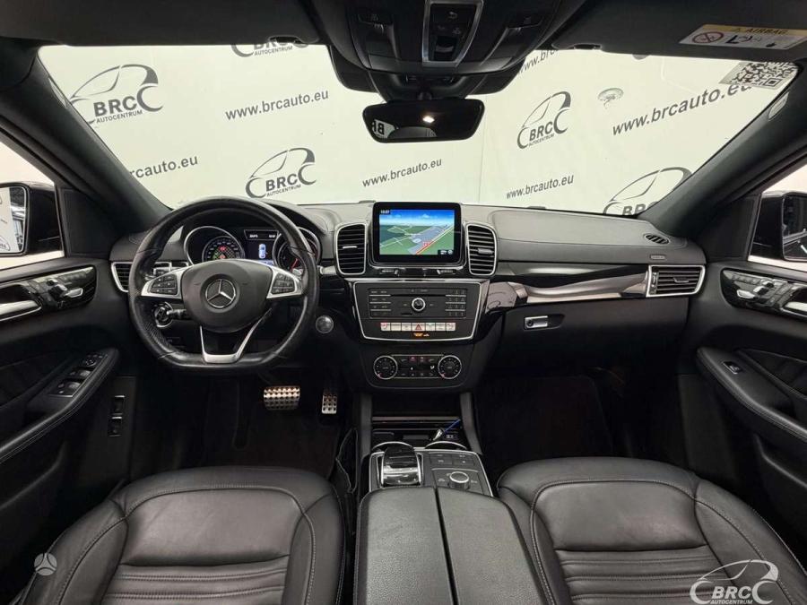 Black Mercedes-Benz GLE 350 2016 in Vilnius, with an engine capacity of 2.99 L and mileage of 240 thousand km for 25900 €, photo 5 on AUTOMOTO.COM.LV