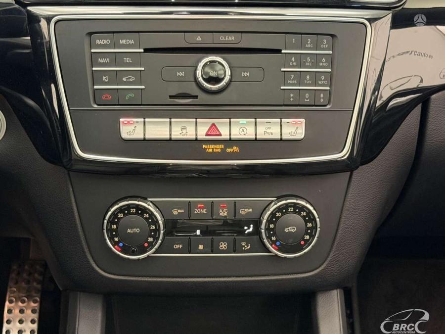 Black Mercedes-Benz GLE 350 2016 in Vilnius, with an engine capacity of 2.99 L and mileage of 240 thousand km for 25900 €, photo 19 on AUTOMOTO.COM.LV