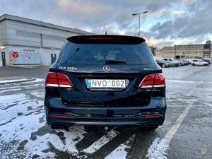 Melns Mercedes-Benz GLE 350 2017 Viļņa, ar dzinēja tilpumu 2.99 L un nobraukumu 313 tūkst. km par 19200 €, foto 5 vietnē AUTOMOTO.COM.LV