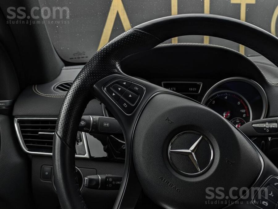 Melns Mercedes-Benz GLE 350 2017 Tukums, ar dzinēja tilpumu 3.00 L un nobraukumu 135 tūkst. km par 33990 €, foto 17 vietnē AUTOMOTO.COM.LV