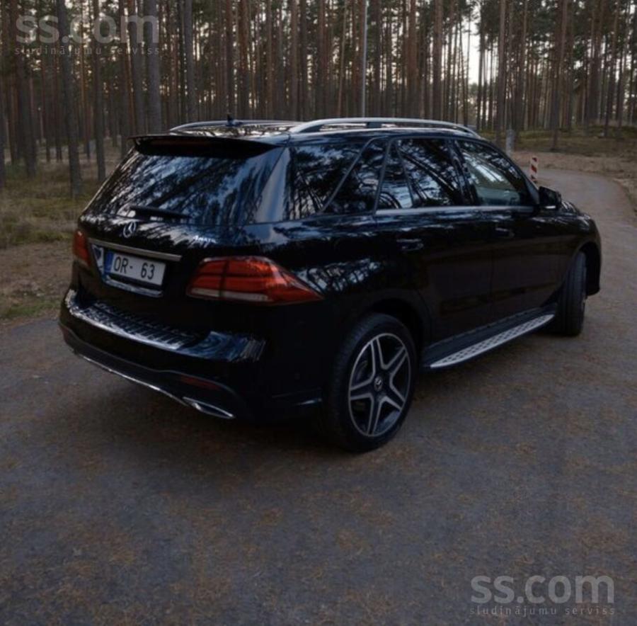 Melns Mercedes-Benz GLE 350 2017 Rīga, ar dzinēja tilpumu 3.00 L un nobraukumu 330 tūkst. km par 19800 €, foto 5 vietnē AUTOMOTO.COM.LV