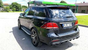 Black Mercedes-Benz GLE 350 2017 in Jonava, with an engine capacity of 3.00 L and mileage of 155 thousand km for 17300 €, photo 5 on AUTOMOTO.COM.LV