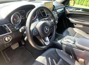 Black Mercedes-Benz GLE 350 2017 in Jonava, with an engine capacity of 3.00 L and mileage of 155 thousand km for 17300 €, photo 11 on AUTOMOTO.COM.LV