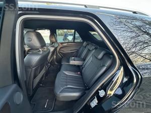 Black Mercedes-Benz GLE 350 2017 in Riga, with an engine capacity of 3.00 L and mileage of 332 thousand km for 17800 €, photo 11 on AUTOMOTO.COM.LV