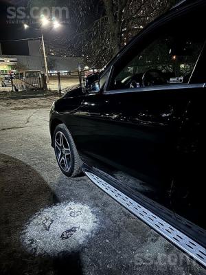 Black Mercedes-Benz GLE 350 2017 in Riga, with an engine capacity of 3.00 L and mileage of 332 thousand km for 17800 €, photo 13 on AUTOMOTO.COM.LV