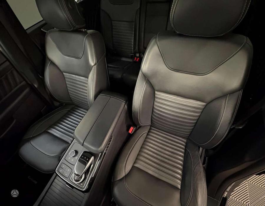 Melns Mercedes-Benz GLE 350 2017 Marijampole, ar dzinēja tilpumu 2.99 L un nobraukumu 265 tūkst. km par 27850 €, foto 15 vietnē AUTOMOTO.COM.LV