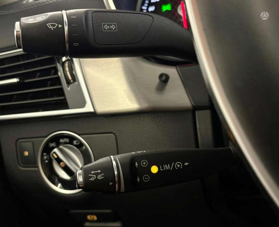 Melns Mercedes-Benz GLE 350 2017 Marijampole, ar dzinēja tilpumu 2.99 L un nobraukumu 265 tūkst. km par 27850 €, foto 18 vietnē AUTOMOTO.COM.LV