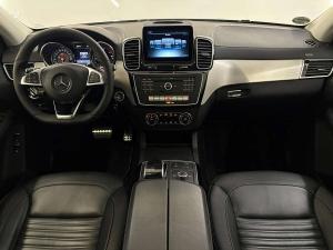 Melns Mercedes-Benz GLE 350 2017 Marijampole, ar dzinēja tilpumu 2.99 L un nobraukumu 265 tūkst. km par 27850 €, foto 19 vietnē AUTOMOTO.COM.LV