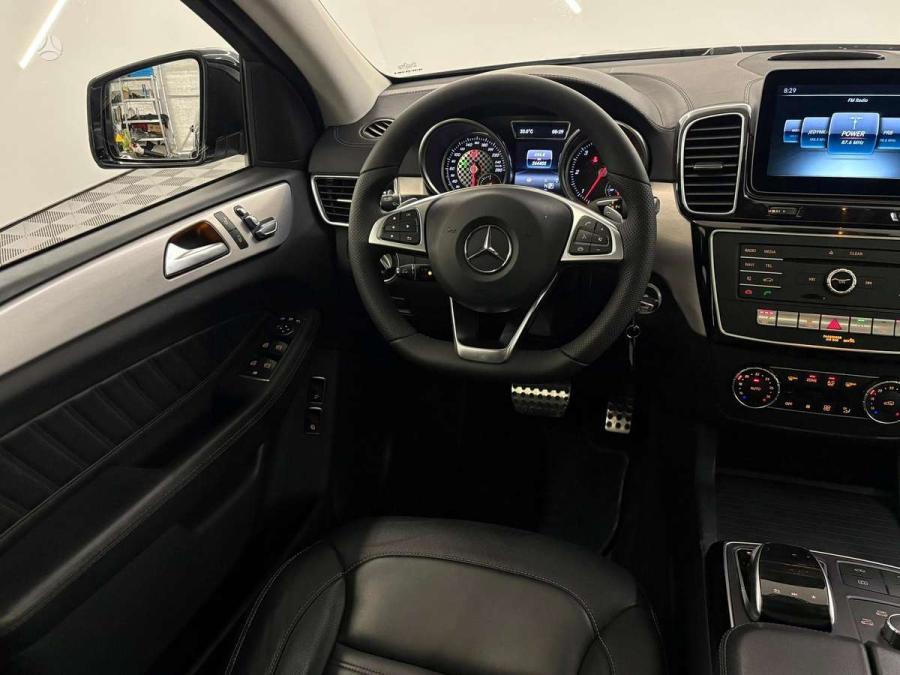 Melns Mercedes-Benz GLE 350 2017 Marijampole, ar dzinēja tilpumu 2.99 L un nobraukumu 265 tūkst. km par 27850 €, foto 22 vietnē AUTOMOTO.COM.LV