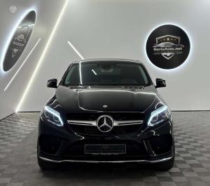 Melns Mercedes-Benz GLE 350 2017 Marijampole, ar dzinēja tilpumu 2.99 L un nobraukumu 265 tūkst. km par 27850 €, foto 26 vietnē AUTOMOTO.COM.LV