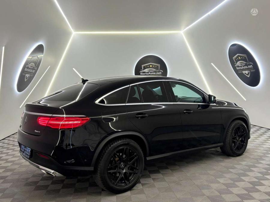 Melns Mercedes-Benz GLE 350 2017 Marijampole, ar dzinēja tilpumu 2.99 L un nobraukumu 265 tūkst. km par 27850 €, foto 36 vietnē AUTOMOTO.COM.LV