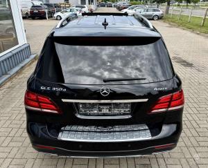 Melns Mercedes-Benz GLE 350 2017 Šauļi, ar dzinēja tilpumu 2.99 L un nobraukumu 179 tūkst. km par 24000 €, foto 6 vietnē AUTOMOTO.COM.LV