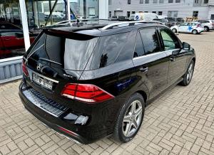 Melns Mercedes-Benz GLE 350 2017 Šauļi, ar dzinēja tilpumu 2.99 L un nobraukumu 179 tūkst. km par 24000 €, foto 7 vietnē AUTOMOTO.COM.LV