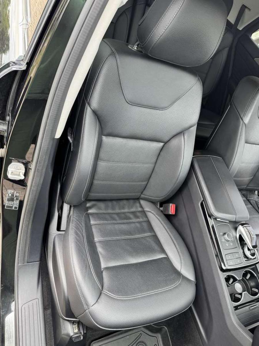 Melns Mercedes-Benz GLE 350 2017 Šauļi, ar dzinēja tilpumu 2.99 L un nobraukumu 179 tūkst. km par 24000 €, foto 15 vietnē AUTOMOTO.COM.LV