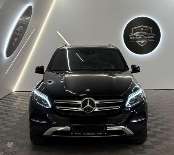 Melns Mercedes-Benz GLE 350 2017 Marijampole, ar dzinēja tilpumu 2.99 L un nobraukumu 271 tūkst. km par 19999 €, foto 7 vietnē AUTOMOTO.COM.LV