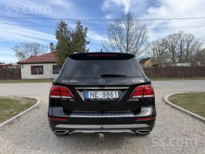 Черный Мерседес ГЛE 350 2018 в Вентспилс, объемом двигателя 3.00 л и пробегом 309 тыс. км за 20500 €, фото 8 на AUTOMOTO.COM.LV