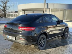 Melns Mercedes-Benz GLE 350 2018 Rīga, ar dzinēja tilpumu 3.00 L un nobraukumu 188 tūkst. km par 30500 €, foto 7 vietnē AUTOMOTO.COM.LV