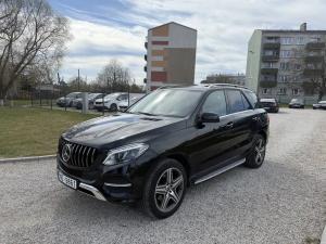 Черный Мерседес ГЛE 350 2018 в Вентспилс, объемом двигателя 3.00 л и пробегом 309 тыс. км за 20500 €, фото  на AUTOMOTO.COM.LV