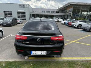 Melns Mercedes-Benz GLE 350 2018 Kauņa, ar dzinēja tilpumu 3.00 L un nobraukumu 83 tūkst. km par 33000 €, foto 6 vietnē AUTOMOTO.COM.LV