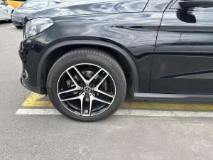 Melns Mercedes-Benz GLE 350 2018 Kauņa, ar dzinēja tilpumu 3.00 L un nobraukumu 83 tūkst. km par 33000 €, foto 8 vietnē AUTOMOTO.COM.LV