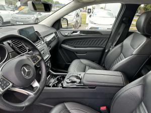 Melns Mercedes-Benz GLE 350 2018 Kauņa, ar dzinēja tilpumu 3.00 L un nobraukumu 83 tūkst. km par 33000 €, foto 17 vietnē AUTOMOTO.COM.LV
