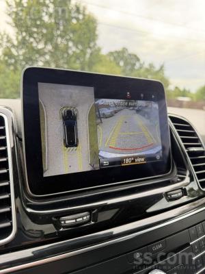 Melns Mercedes-Benz GLE 350 2018 Ventspils, ar dzinēja tilpumu 3.00 L un nobraukumu 309 tūkst. km par 18500 €, foto 21 vietnē AUTOMOTO.COM.LV