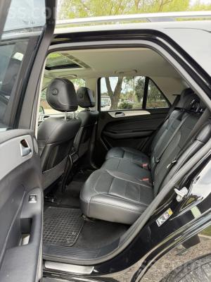 Melns Mercedes-Benz GLE 350 2018 Ventspils, ar dzinēja tilpumu 3.00 L un nobraukumu 309 tūkst. km par 18500 €, foto 25 vietnē AUTOMOTO.COM.LV