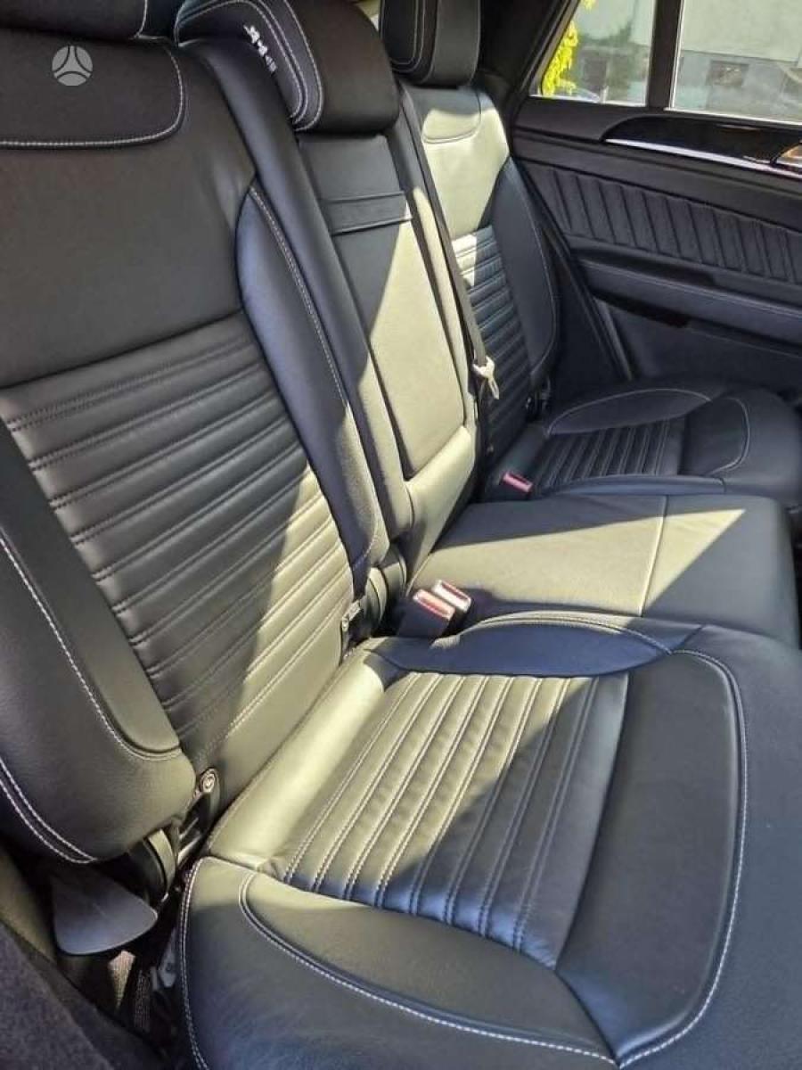 Melns Mercedes-Benz GLE 350 2019 Viļņa, ar dzinēja tilpumu 2.99 L un nobraukumu 108 tūkst. km par 47000 €, foto 17 vietnē AUTOMOTO.COM.LV