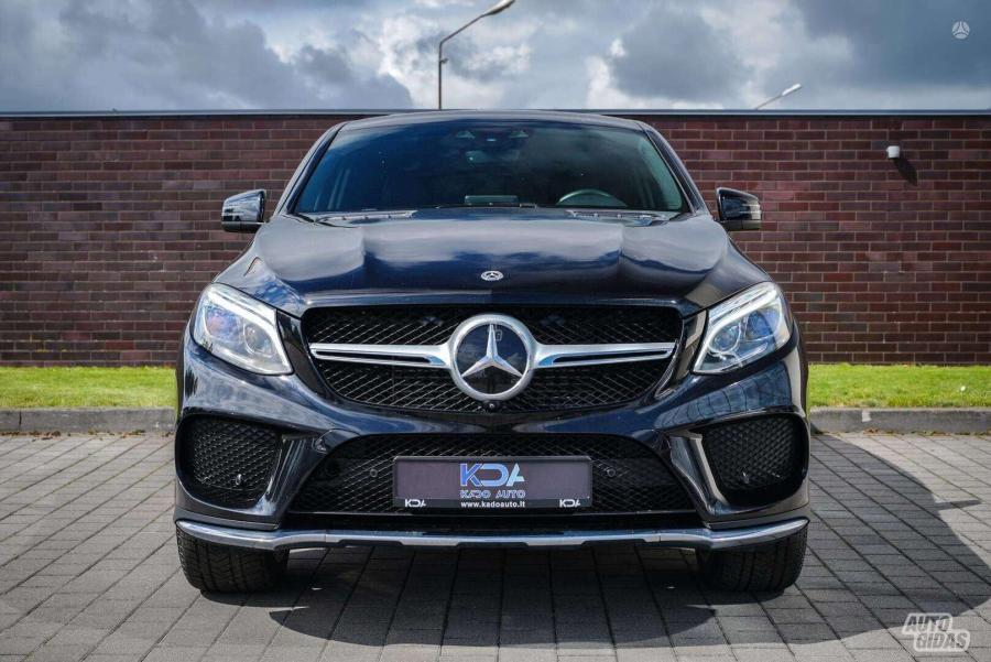 Черный Мерседес ГЛE 350 2019 в Каунас, объемом двигателя 3.00 л и пробегом 196 тыс. км за 34450 €, фото 4 на AUTOMOTO.COM.LV