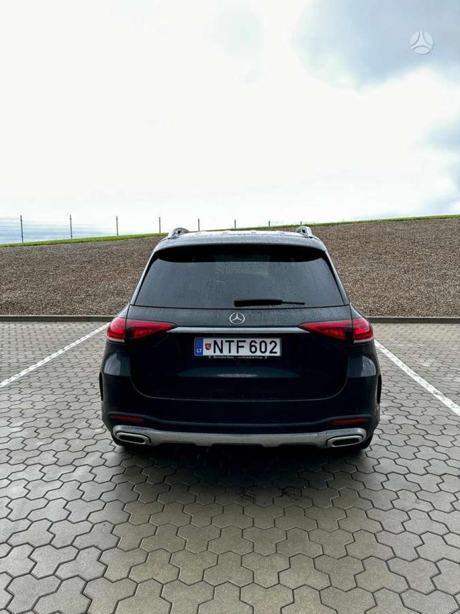 Melns Mercedes-Benz GLE 350 2019 Kauņa, ar dzinēja tilpumu 2.93 L un nobraukumu 187 tūkst. km par 36500 €, foto 6 vietnē AUTOMOTO.COM.LV