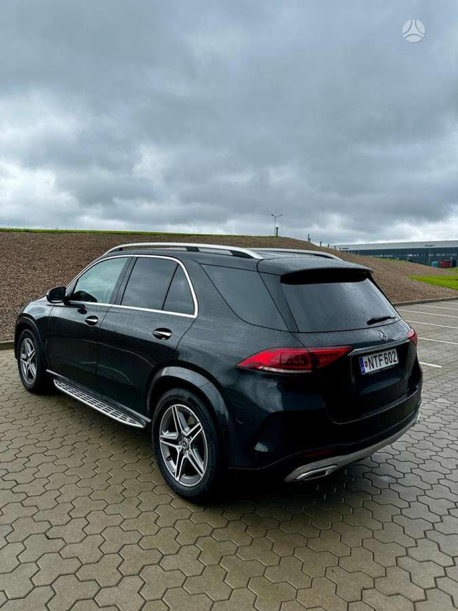 Melns Mercedes-Benz GLE 350 2019 Kauņa, ar dzinēja tilpumu 2.93 L un nobraukumu 187 tūkst. km par 36500 €, foto 7 vietnē AUTOMOTO.COM.LV