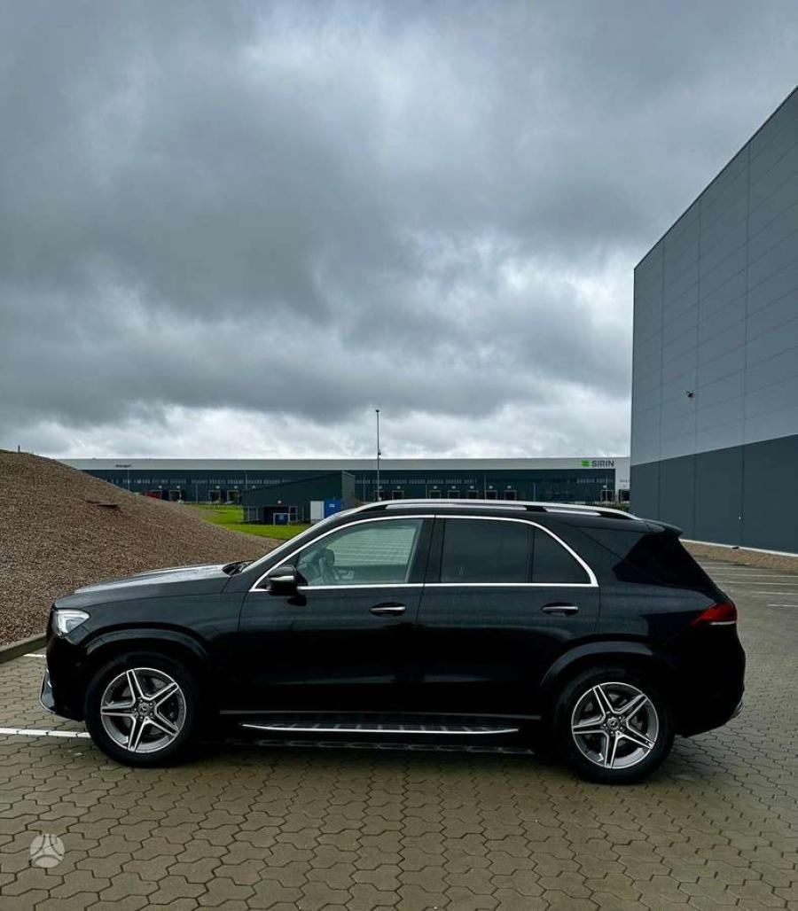Melns Mercedes-Benz GLE 350 2019 Kauņa, ar dzinēja tilpumu 2.93 L un nobraukumu 187 tūkst. km par 36500 €, foto 10 vietnē AUTOMOTO.COM.LV