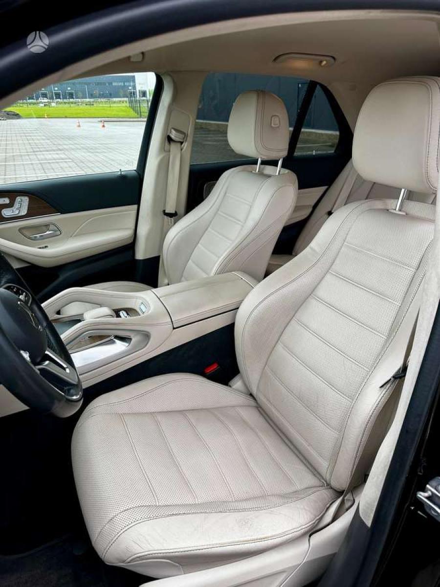 Melns Mercedes-Benz GLE 350 2019 Kauņa, ar dzinēja tilpumu 2.93 L un nobraukumu 187 tūkst. km par 36500 €, foto 12 vietnē AUTOMOTO.COM.LV