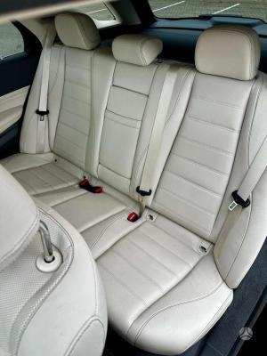 Melns Mercedes-Benz GLE 350 2019 Kauņa, ar dzinēja tilpumu 2.93 L un nobraukumu 187 tūkst. km par 36500 €, foto 13 vietnē AUTOMOTO.COM.LV