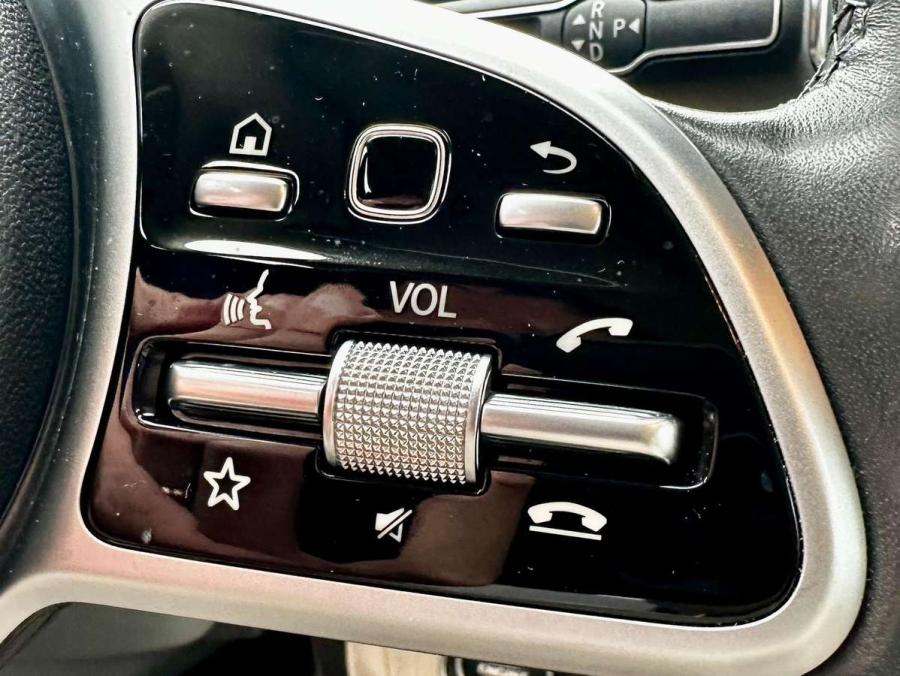 Melns Mercedes-Benz GLE 350 2019 Kauņa, ar dzinēja tilpumu 2.93 L un nobraukumu 187 tūkst. km par 36500 €, foto 18 vietnē AUTOMOTO.COM.LV
