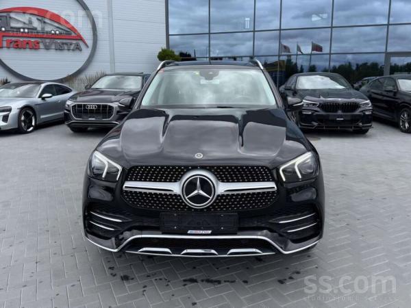 Черный Мерседес ГЛE 350 2020 в Тельшяй, объемом двигателя 2.90 л и пробегом 221 тыс. км за 39990 €, фото 2 на AUTOMOTO.COM.LV