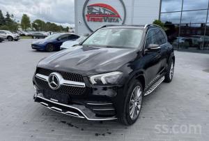 Black Mercedes-Benz GLE 350 2020 in Telschi, with an engine capacity of 2.90 L and mileage of 221 thousand km for 39990 €, photo 4 on AUTOMOTO.COM.LV