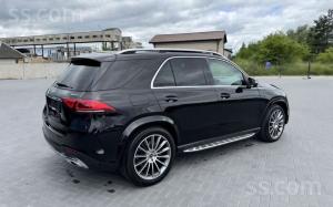 Black Mercedes-Benz GLE 350 2020 in Telschi, with an engine capacity of 2.90 L and mileage of 221 thousand km for 39990 €, photo 11 on AUTOMOTO.COM.LV