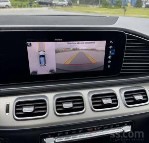 Black Mercedes-Benz GLE 350 2020 in Telschi, with an engine capacity of 2.90 L and mileage of 221 thousand km for 39990 €, photo 21 on AUTOMOTO.COM.LV
