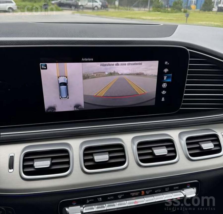 Black Mercedes-Benz GLE 350 2020 in Telschi, with an engine capacity of 2.90 L and mileage of 221 thousand km for 39990 €, photo 21 on AUTOMOTO.COM.LV
