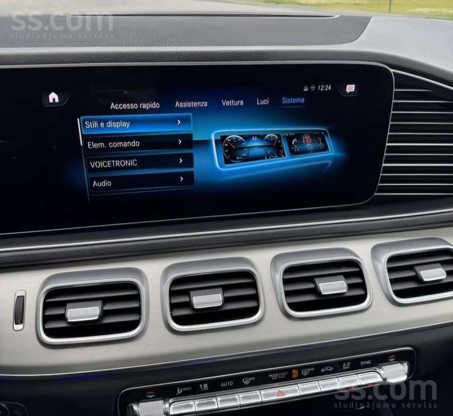 Black Mercedes-Benz GLE 350 2020 in Telschi, with an engine capacity of 2.90 L and mileage of 221 thousand km for 39990 €, photo 23 on AUTOMOTO.COM.LV