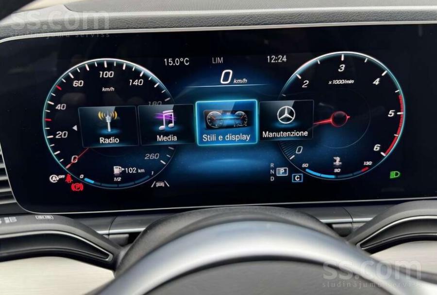 Black Mercedes-Benz GLE 350 2020 in Telschi, with an engine capacity of 2.90 L and mileage of 221 thousand km for 39990 €, photo 25 on AUTOMOTO.COM.LV