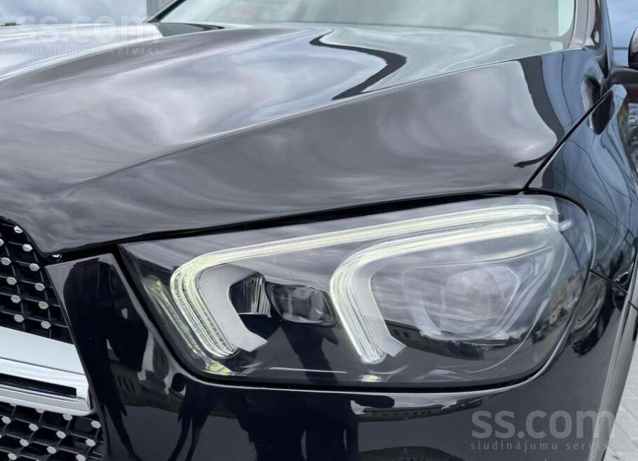 Black Mercedes-Benz GLE 350 2020 in Telschi, with an engine capacity of 2.90 L and mileage of 221 thousand km for 39990 €, photo 34 on AUTOMOTO.COM.LV