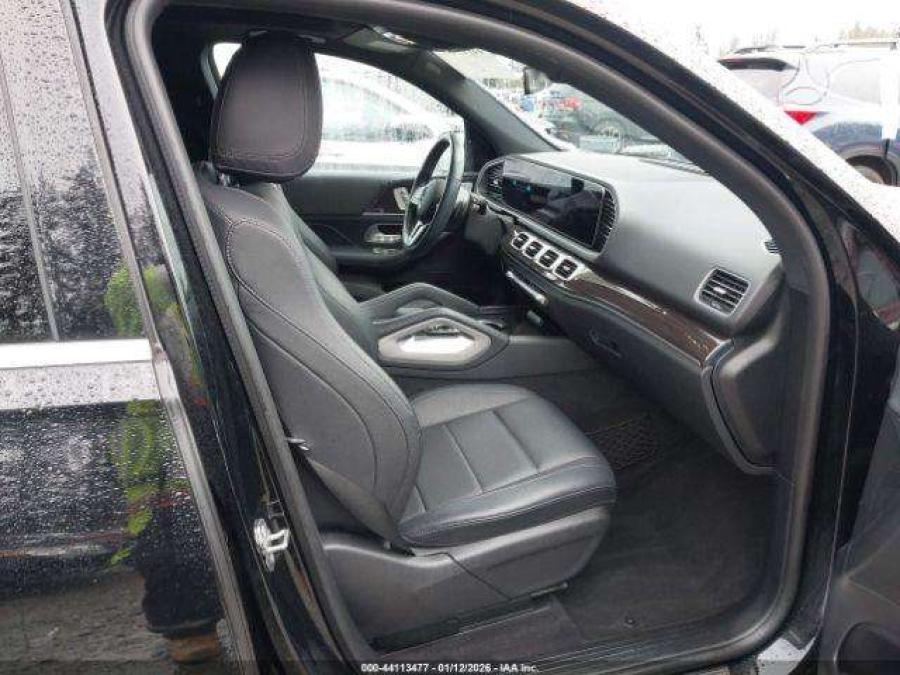 Melns Mercedes-Benz GLE 350 2020 Klaipėda, ar dzinēja tilpumu 2.00 L un nobraukumu 91 tūkst. km par 17900 €, foto 19 vietnē AUTOMOTO.COM.LV