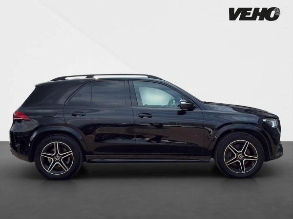 Black Mercedes-Benz GLE 350 2020 in Vilnius, with an engine capacity of 2.93 L and mileage of 159 thousand km for 42700 €, photo 6 on AUTOMOTO.COM.LV