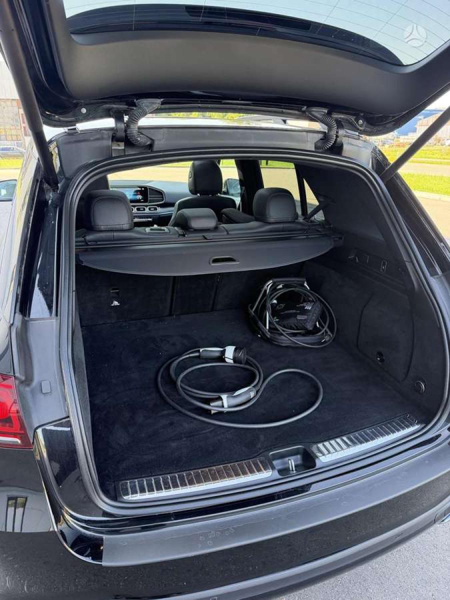 Melns Mercedes-Benz GLE 350 2020 Kauņa, ar dzinēja tilpumu 1.95 L un nobraukumu 140 tūkst. km par 47500 €, foto 9 vietnē AUTOMOTO.COM.LV