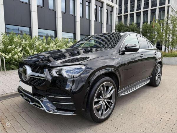 Melns Mercedes-Benz GLE 350 2020 Viļņa, ar dzinēja tilpumu 2.93 L un nobraukumu 180 tūkst. km par 58500 €, foto 1 vietnē AUTOMOTO.COM.LV