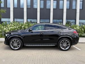Melns Mercedes-Benz GLE 350 2020 Viļņa, ar dzinēja tilpumu 2.93 L un nobraukumu 180 tūkst. km par 58500 €, foto 4 vietnē AUTOMOTO.COM.LV