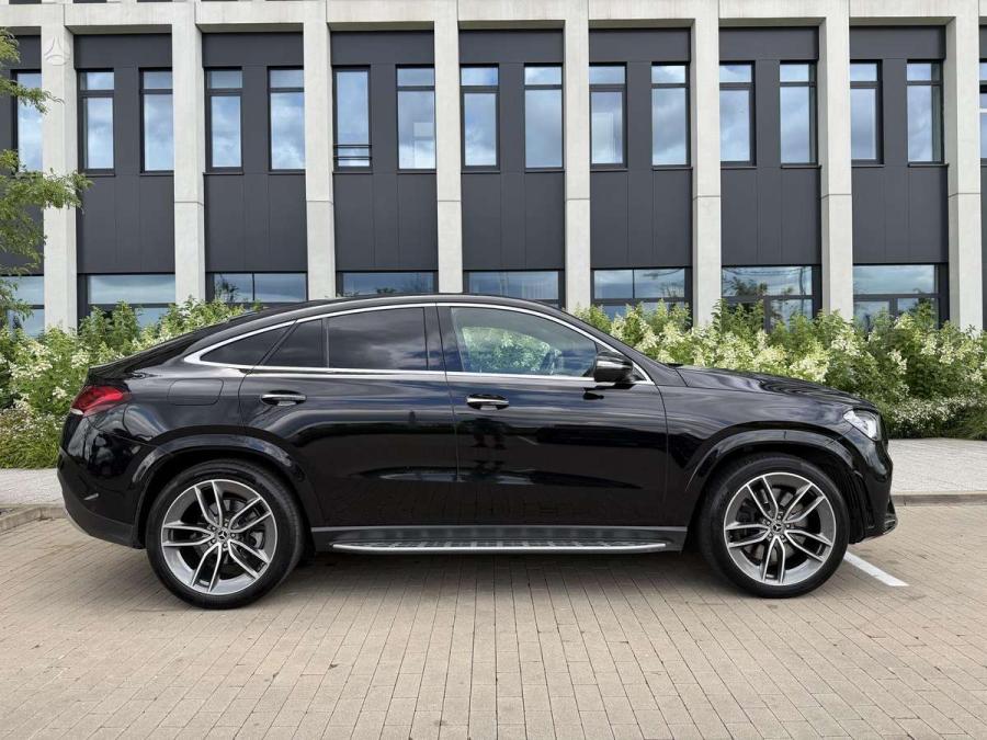 Melns Mercedes-Benz GLE 350 2020 Viļņa, ar dzinēja tilpumu 2.93 L un nobraukumu 180 tūkst. km par 58500 €, foto 5 vietnē AUTOMOTO.COM.LV